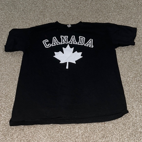 Tops | Canada Tee Shirt | Poshmark